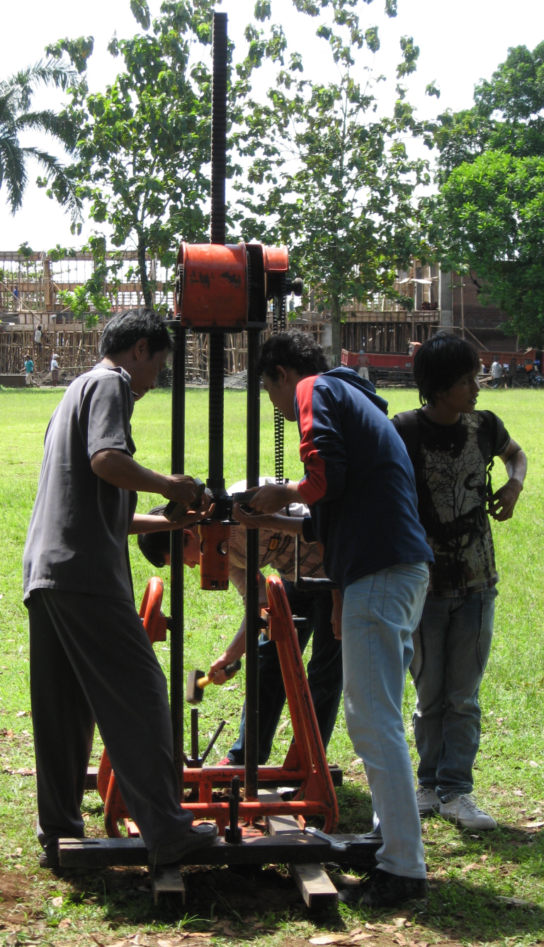 Lab. Mekanika Tanah – Teknik Sipil